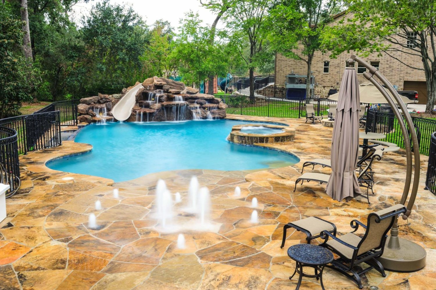 ALLSTATE POOLS 100K+ JPEG 6 - Allstate Pool & Spas